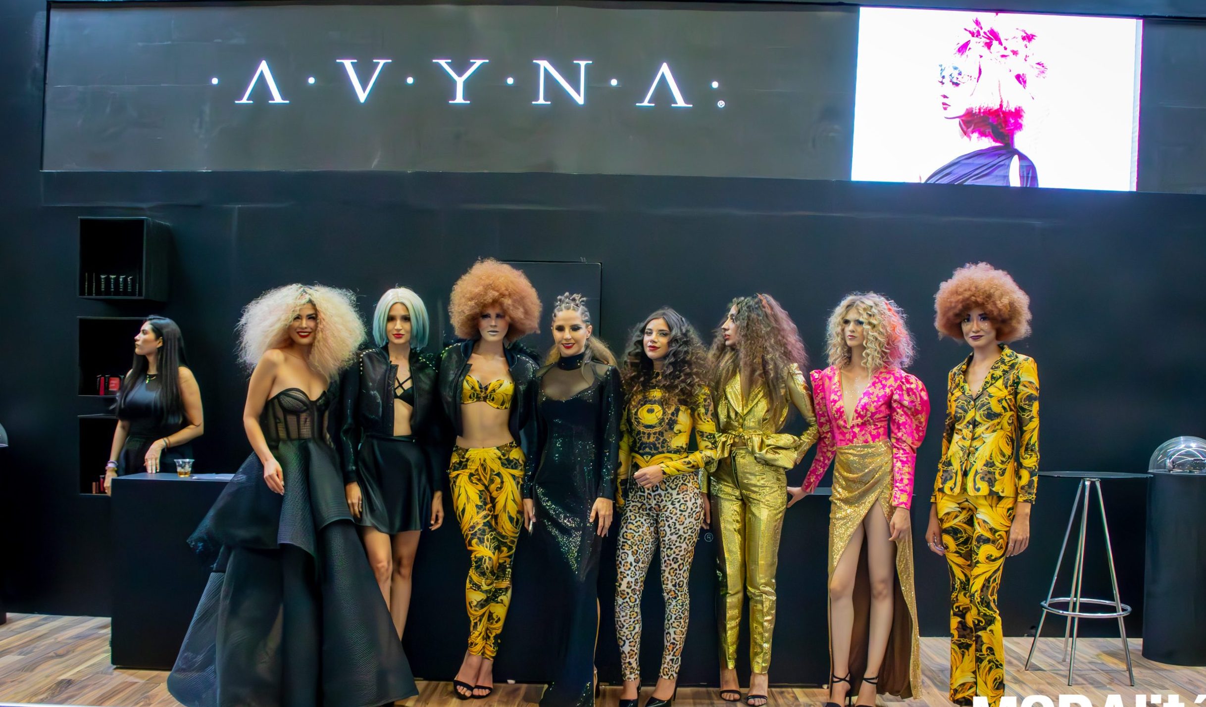 Fuego en la noche tapatía con Fantasy & Studio 54, por Ángel Reza by Avyna Beauty - Modalité México